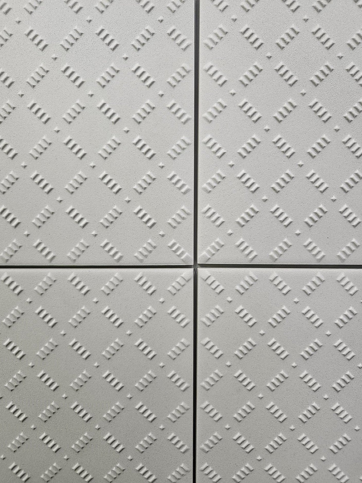 Salt | Porcelain Tile | 200mm x 200mm x 12 mm | R12 – Solus Warehouse