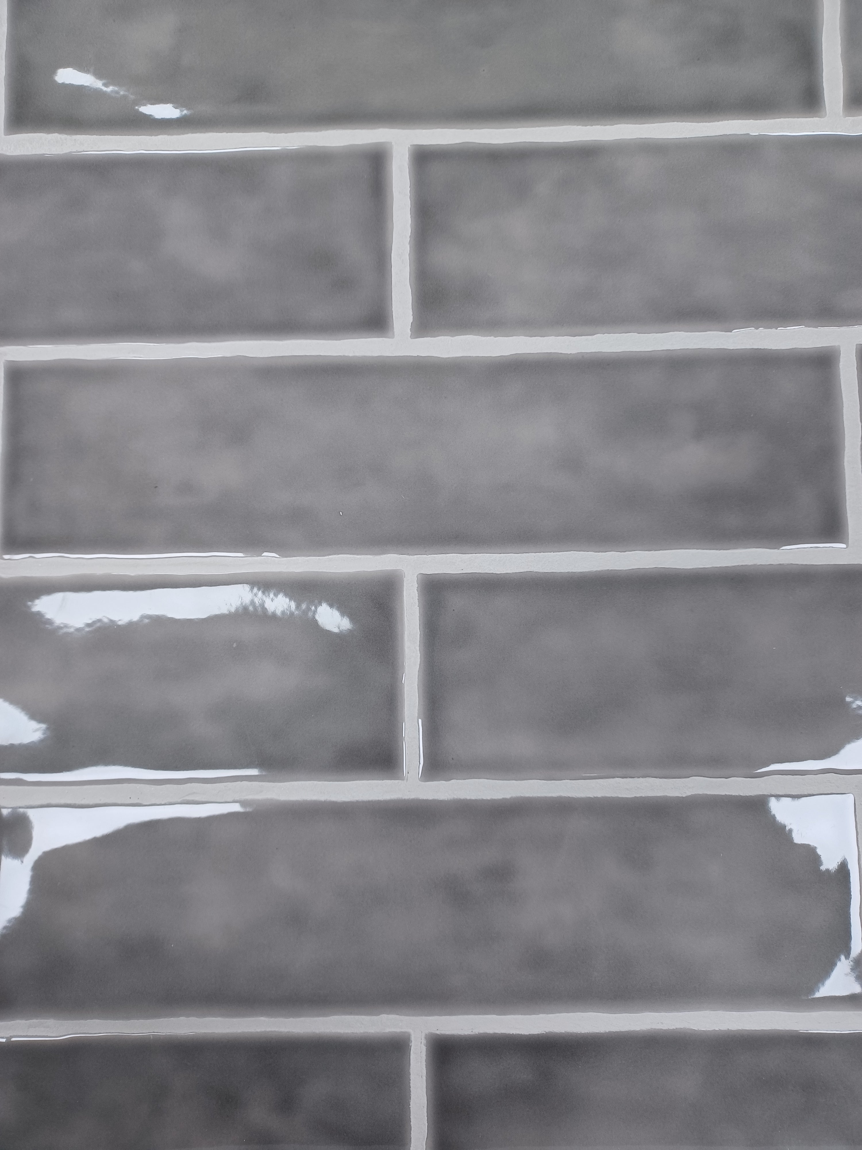 Rul Silver | Ceramic Tile | 75mm x 300mm x 8mm | Gloss – Solus Warehouse